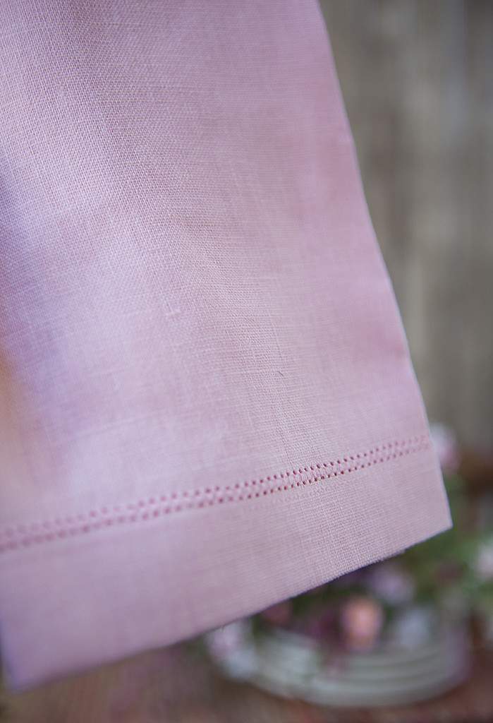 How to Use a Wing Needle | Celebrate Creativity