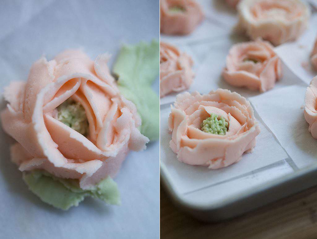 how to make icing peonies