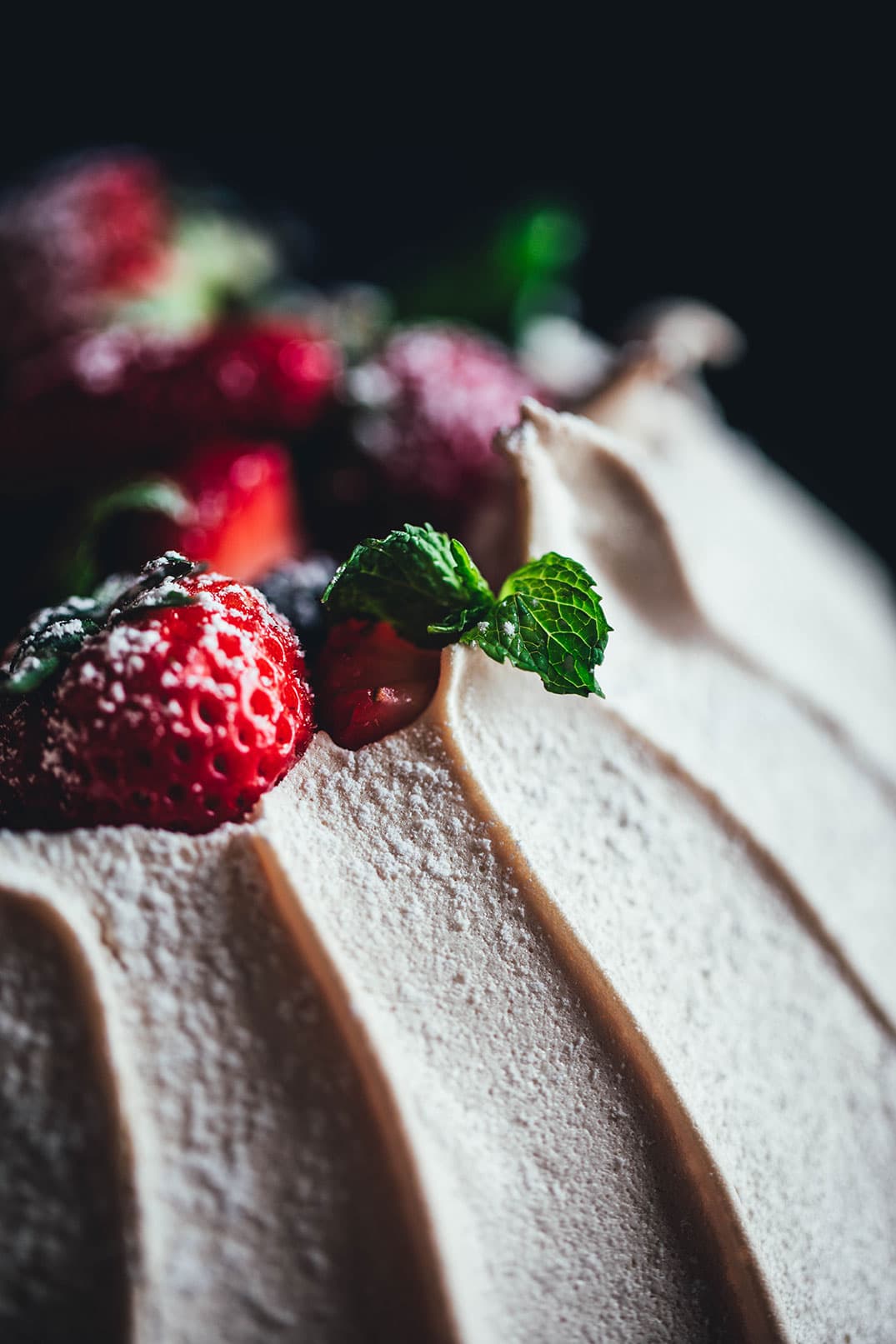 Regal Fruit Pavlova | Celebrate Creativity